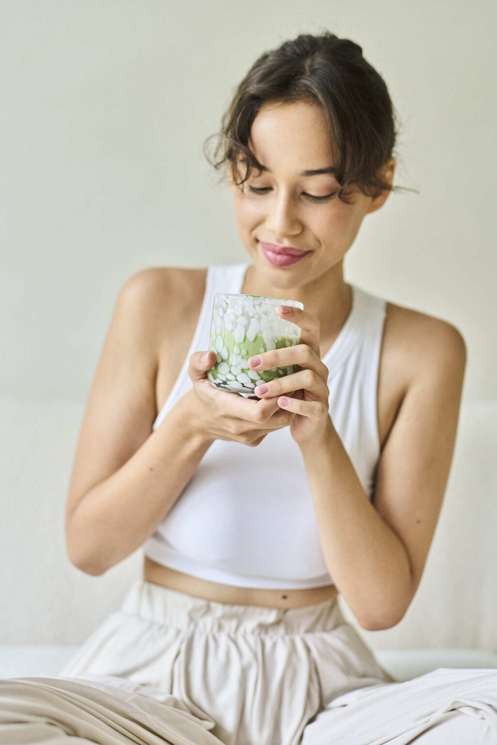 Matcha vs. kawa: który napój bardziej pobudza? - MoyaMatcha